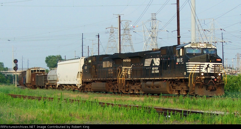 NS 9815 17G
